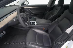 Balts Tesla Model 3 2021 Tallina, ar dzinēja tilpumu 0.00 L un nobraukumu 103 tūkst. km par 28490 €, foto 8 vietnē AUTOMOTO.COM.LV