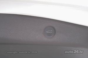 Balts Tesla Model 3 2021 Tallina, ar dzinēja tilpumu 0.00 L un nobraukumu 103 tūkst. km par 28490 €, foto 13 vietnē AUTOMOTO.COM.LV