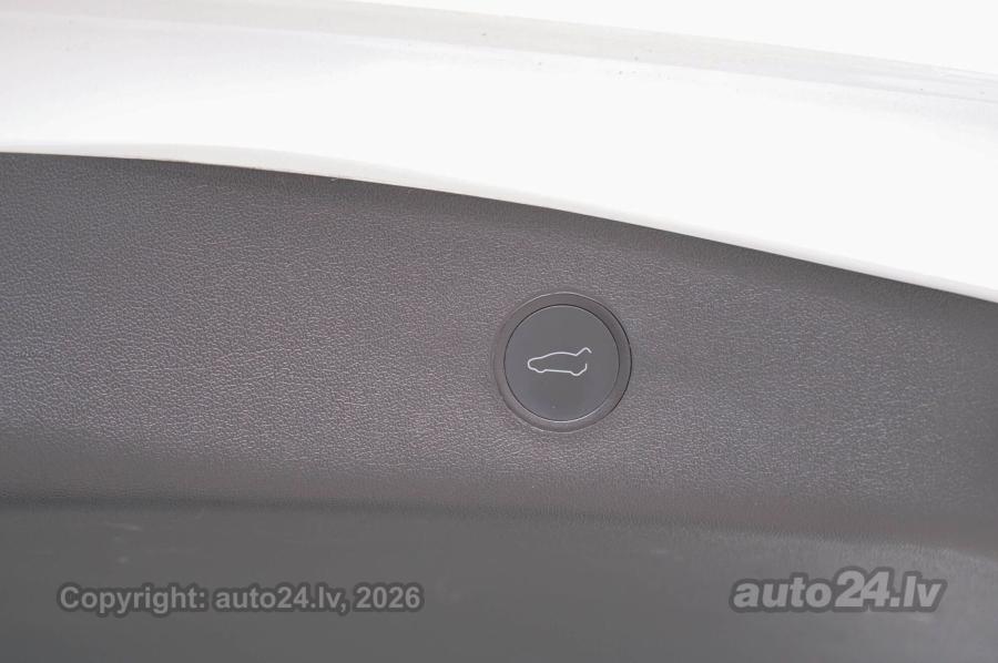 Balts Tesla Model 3 2021 Tallina, ar dzinēja tilpumu 0.00 L un nobraukumu 103 tūkst. km par 28490 €, foto 13 vietnē AUTOMOTO.COM.LV