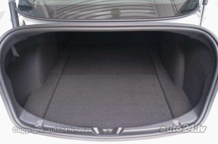 Balts Tesla Model 3 2021 Tallina, ar dzinēja tilpumu 0.00 L un nobraukumu 103 tūkst. km par 28490 €, foto 20 vietnē AUTOMOTO.COM.LV