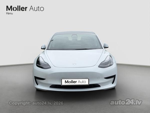 Balts Tesla Model 3 2021 Pērnava, ar dzinēja tilpumu 0.00 L un nobraukumu 103 tūkst. km par 25900 €, foto 3 vietnē AUTOMOTO.COM.LV