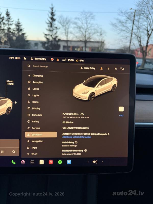 Balts Tesla Model 3 2021 Tallina, ar dzinēja tilpumu 0.00 L un nobraukumu 65 tūkst. km par 25800 €, foto 5 vietnē AUTOMOTO.COM.LV
