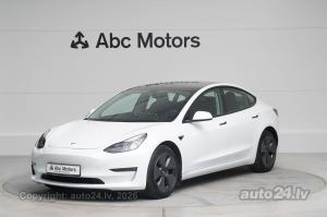 Balts Tesla Model 3 2021 Tallina, ar dzinēja tilpumu 0.00 L un nobraukumu 70 tūkst. km par 31990 €, foto  vietnē AUTOMOTO.COM.LV