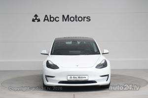 Balts Tesla Model 3 2021 Tallina, ar dzinēja tilpumu 0.00 L un nobraukumu 70 tūkst. km par 31990 €, foto 3 vietnē AUTOMOTO.COM.LV