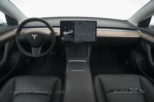 Balts Tesla Model 3 2021 Tallina, ar dzinēja tilpumu 0.00 L un nobraukumu 70 tūkst. km par 31990 €, foto 9 vietnē AUTOMOTO.COM.LV