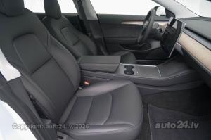 Balts Tesla Model 3 2021 Tallina, ar dzinēja tilpumu 0.00 L un nobraukumu 70 tūkst. km par 31990 €, foto 10 vietnē AUTOMOTO.COM.LV