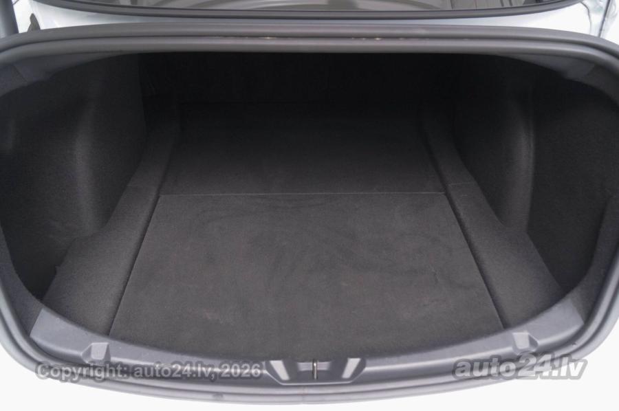 Balts Tesla Model 3 2021 Tallina, ar dzinēja tilpumu 0.00 L un nobraukumu 70 tūkst. km par 31990 €, foto 11 vietnē AUTOMOTO.COM.LV