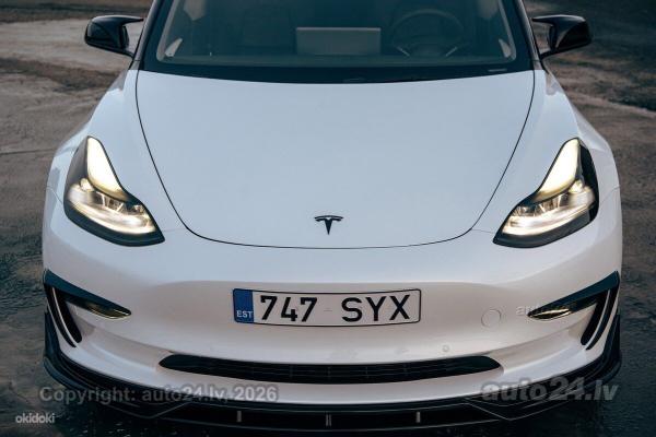 Balts Tesla Model 3 2021 Tallina, ar dzinēja tilpumu 0.00 L un nobraukumu 85 tūkst. km par 24000 €, foto 6 vietnē AUTOMOTO.COM.LV