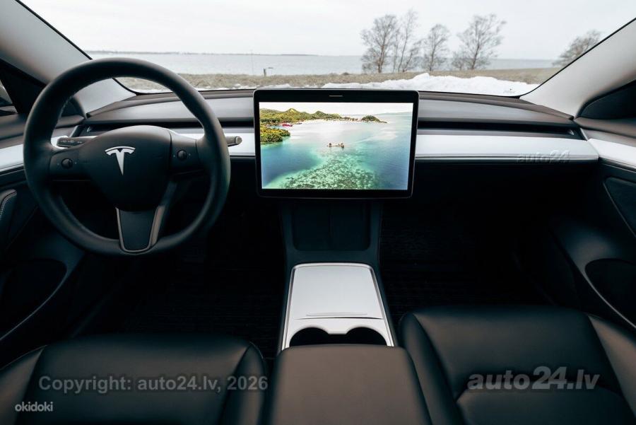 Balts Tesla Model 3 2021 Tallina, ar dzinēja tilpumu 0.00 L un nobraukumu 85 tūkst. km par 24000 €, foto 11 vietnē AUTOMOTO.COM.LV