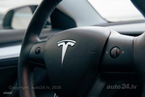 Balts Tesla Model 3 2021 Tallina, ar dzinēja tilpumu 0.00 L un nobraukumu 85 tūkst. km par 24000 €, foto 14 vietnē AUTOMOTO.COM.LV