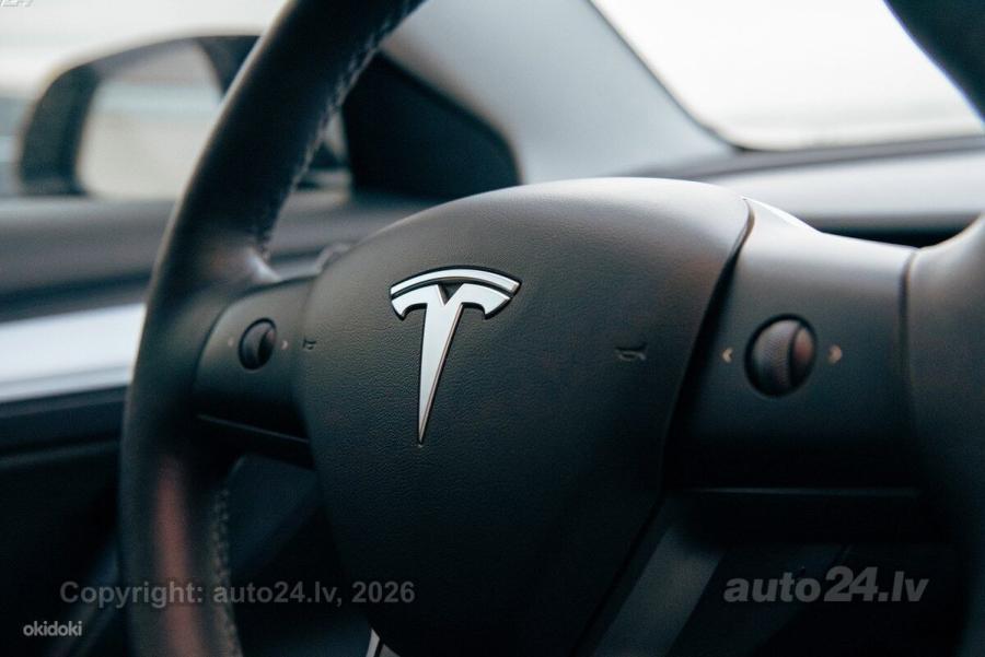 Balts Tesla Model 3 2021 Tallina, ar dzinēja tilpumu 0.00 L un nobraukumu 85 tūkst. km par 24000 €, foto 14 vietnē AUTOMOTO.COM.LV