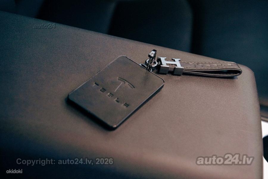 Balts Tesla Model 3 2021 Tallina, ar dzinēja tilpumu 0.00 L un nobraukumu 85 tūkst. km par 24000 €, foto 15 vietnē AUTOMOTO.COM.LV