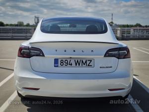 Balts Tesla Model 3 2021 Tallina, ar dzinēja tilpumu 0.00 L un nobraukumu 91 tūkst. km par 29000 €, foto 6 vietnē AUTOMOTO.COM.LV