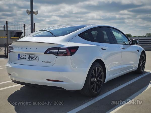 Balts Tesla Model 3 2021 Tallina, ar dzinēja tilpumu 0.00 L un nobraukumu 91 tūkst. km par 29000 €, foto 6 vietnē AUTOMOTO.COM.LV