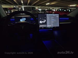 Balts Tesla Model 3 2021 Tallina, ar dzinēja tilpumu 0.00 L un nobraukumu 91 tūkst. km par 29000 €, foto 31 vietnē AUTOMOTO.COM.LV