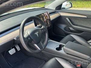 Balts Tesla Model 3 2021 Rīga, ar dzinēja tilpumu 0.00 L un nobraukumu 113 tūkst. km par 25000 €, foto 15 vietnē AUTOMOTO.COM.LV