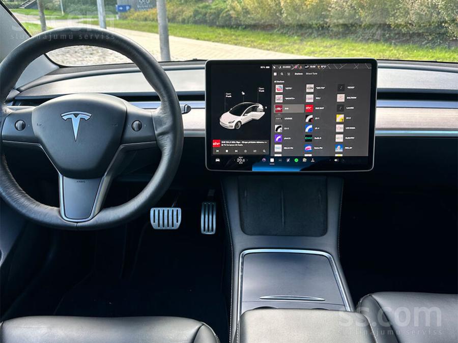 Balts Tesla Model 3 2021 Rīga, ar dzinēja tilpumu 0.00 L un nobraukumu 113 tūkst. km par 25000 €, foto 19 vietnē AUTOMOTO.COM.LV