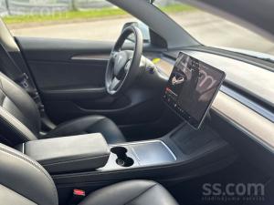 Balts Tesla Model 3 2021 Rīga, ar dzinēja tilpumu 0.00 L un nobraukumu 113 tūkst. km par 25000 €, foto 21 vietnē AUTOMOTO.COM.LV