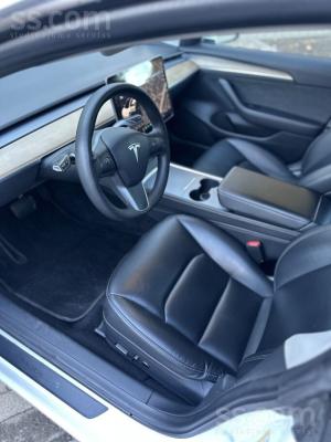 Balts Tesla Model 3 2021 Rīga, ar dzinēja tilpumu 0.00 L un nobraukumu 131 tūkst. km par 24000 €, foto 13 vietnē AUTOMOTO.COM.LV