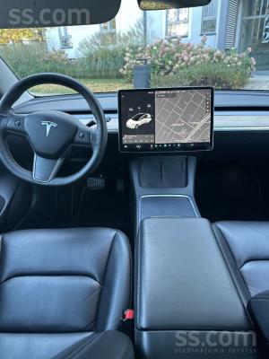Balts Tesla Model 3 2021 Rīga, ar dzinēja tilpumu 0.00 L un nobraukumu 131 tūkst. km par 24000 €, foto 18 vietnē AUTOMOTO.COM.LV
