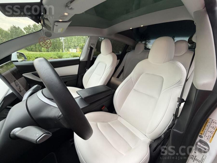 Balts Tesla Model 3 2021 Cēsis, ar dzinēja tilpumu 0.00 L un nobraukumu 129 tūkst. km par 26900 €, foto 13 vietnē AUTOMOTO.COM.LV