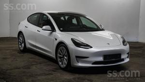 White Tesla Model 3 2021 in Riga, with an engine capacity of 0.00 L and mileage of 63 thousand km for 24500 €, photo 3 on AUTOMOTO.COM.LV