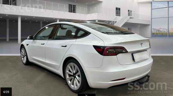 Balts Tesla Model 3 2021 Rīga, ar dzinēja tilpumu 0.00 L un nobraukumu 68 tūkst. km par 26250 €, foto 4 vietnē AUTOMOTO.COM.LV