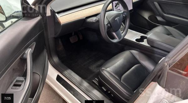Balts Tesla Model 3 2021 Rīga, ar dzinēja tilpumu 0.00 L un nobraukumu 68 tūkst. km par 26250 €, foto 5 vietnē AUTOMOTO.COM.LV