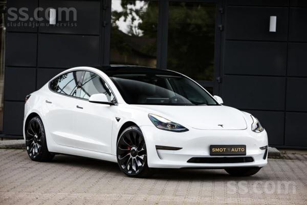 Balts Tesla Model 3 2021 Rīga, ar dzinēja tilpumu 0.00 L un nobraukumu 82 tūkst. km par 28500 €, foto 5 vietnē AUTOMOTO.COM.LV