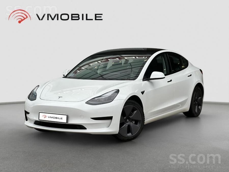 Balts Tesla Model 3 2021 Rīga, ar dzinēja tilpumu 0.00 L un nobraukumu 59 tūkst. km par 32990 €, foto 1 vietnē AUTOMOTO.COM.LV