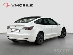 Balts Tesla Model 3 2021 Rīga, ar dzinēja tilpumu 0.00 L un nobraukumu 59 tūkst. km par 32990 €, foto 3 vietnē AUTOMOTO.COM.LV