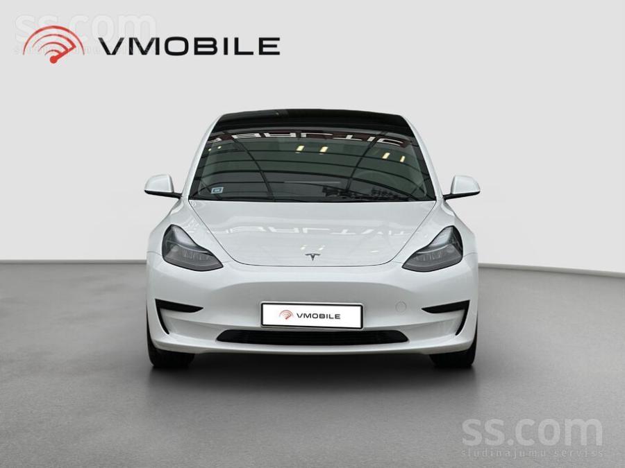 Balts Tesla Model 3 2021 Rīga, ar dzinēja tilpumu 0.00 L un nobraukumu 59 tūkst. km par 32990 €, foto 4 vietnē AUTOMOTO.COM.LV