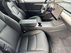 Balts Tesla Model 3 2021 Rīga, ar dzinēja tilpumu 0.00 L un nobraukumu 59 tūkst. km par 32990 €, foto 7 vietnē AUTOMOTO.COM.LV