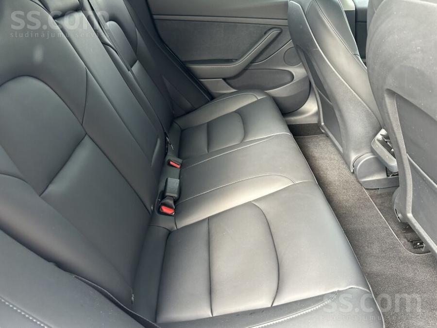 Balts Tesla Model 3 2021 Rīga, ar dzinēja tilpumu 0.00 L un nobraukumu 59 tūkst. km par 32990 €, foto 12 vietnē AUTOMOTO.COM.LV