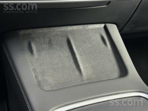 Balts Tesla Model 3 2021 Rīga, ar dzinēja tilpumu 0.00 L un nobraukumu 59 tūkst. km par 32990 €, foto 14 vietnē AUTOMOTO.COM.LV
