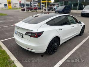 Balts Tesla Model 3 2021 Pērnava, ar dzinēja tilpumu 0.00 L un nobraukumu 138 tūkst. km par 27000 €, foto 6 vietnē AUTOMOTO.COM.LV