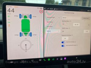 Balts Tesla Model 3 2021 Pērnava, ar dzinēja tilpumu 0.00 L un nobraukumu 138 tūkst. km par 27000 €, foto 13 vietnē AUTOMOTO.COM.LV