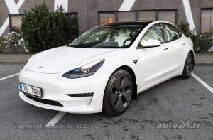 Balts Tesla Model 3 2021 Tallina, ar dzinēja tilpumu 0.00 L un nobraukumu 139 tūkst. km par 24900 €, foto  vietnē AUTOMOTO.COM.LV