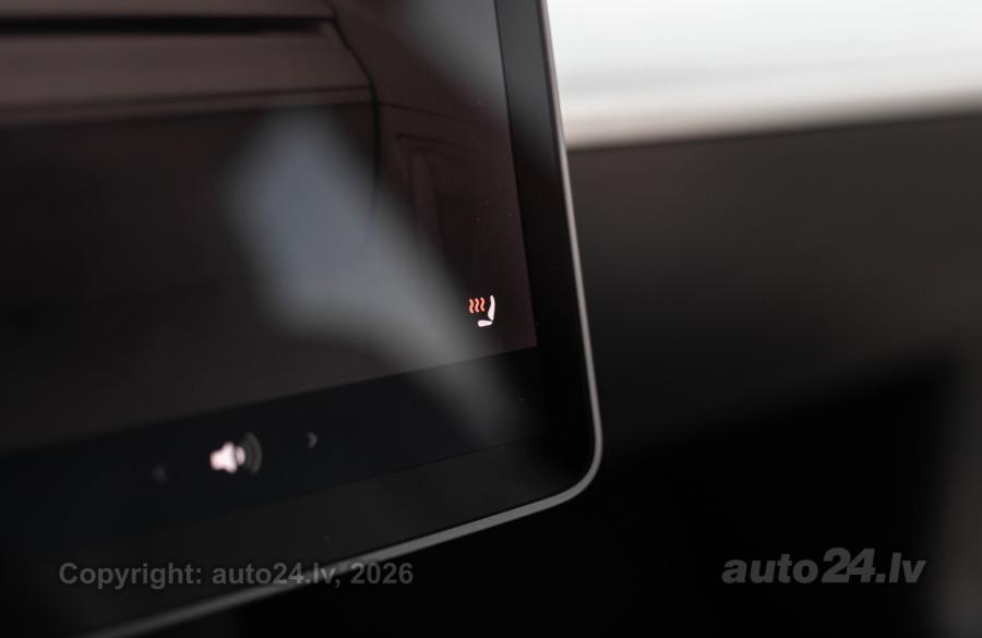 Balts Tesla Model 3 2021 Tallina, ar dzinēja tilpumu 0.00 L un nobraukumu 139 tūkst. km par 24900 €, foto 20 vietnē AUTOMOTO.COM.LV
