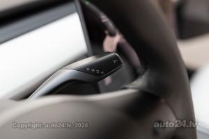 Balts Tesla Model 3 2021 Tallina, ar dzinēja tilpumu 0.00 L un nobraukumu 139 tūkst. km par 24900 €, foto 22 vietnē AUTOMOTO.COM.LV