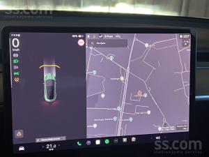 White Tesla Model 3 2021 in Riga, with an engine capacity of 0.00 L and mileage of 103 thousand km for 26990 €, photo 19 on AUTOMOTO.COM.LV