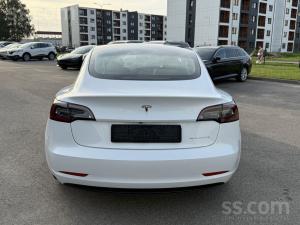 White Tesla Model 3 2021 in Jelgava, with an engine capacity of 0.00 L and mileage of 0 thousand km for 18900 €, photo 7 on AUTOMOTO.COM.LV