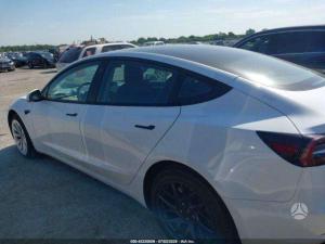 Balts Tesla Model 3 2021 Klaipėda, ar dzinēja tilpumu 0.00 L un nobraukumu 136 tūkst. km par 9000 €, foto 15 vietnē AUTOMOTO.COM.LV