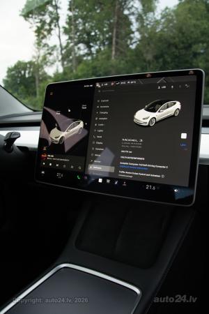 White Tesla Model 3 2021 in Parnu, with an engine capacity of 0.00 L and mileage of 101 thousand km for 25990 €, photo 16 on AUTOMOTO.COM.LV