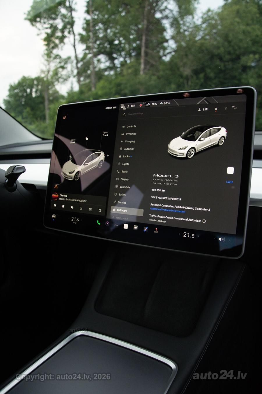 White Tesla Model 3 2021 in Parnu, with an engine capacity of 0.00 L and mileage of 101 thousand km for 25990 €, photo 16 on AUTOMOTO.COM.LV