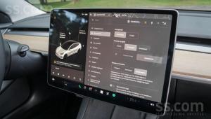 White Tesla Model 3 2021 in Riga, with an engine capacity of 0.00 L and mileage of 126 thousand km for 27450 €, photo 18 on AUTOMOTO.COM.LV