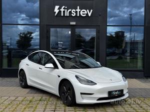 Balts Tesla Model 3 2021 Tallina, ar dzinēja tilpumu 0.00 L un nobraukumu 73 tūkst. km par 29990 €, foto  vietnē AUTOMOTO.COM.LV