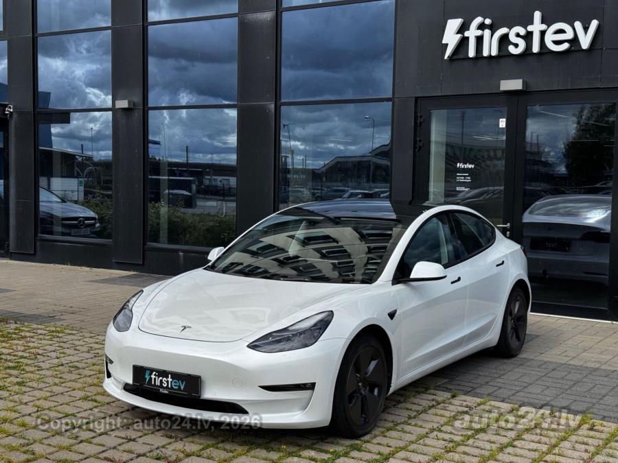 Balts Tesla Model 3 2021 Tallina, ar dzinēja tilpumu 0.00 L un nobraukumu 73 tūkst. km par 29990 €, foto 3 vietnē AUTOMOTO.COM.LV