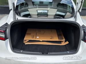 Balts Tesla Model 3 2021 Tallina, ar dzinēja tilpumu 0.00 L un nobraukumu 73 tūkst. km par 29990 €, foto 9 vietnē AUTOMOTO.COM.LV
