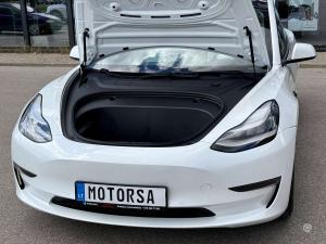 White Tesla Model 3 2021 in Kaunas, with an engine capacity of 0.00 L and mileage of 29 thousand km for 21490 €, photo 34 on AUTOMOTO.COM.LV